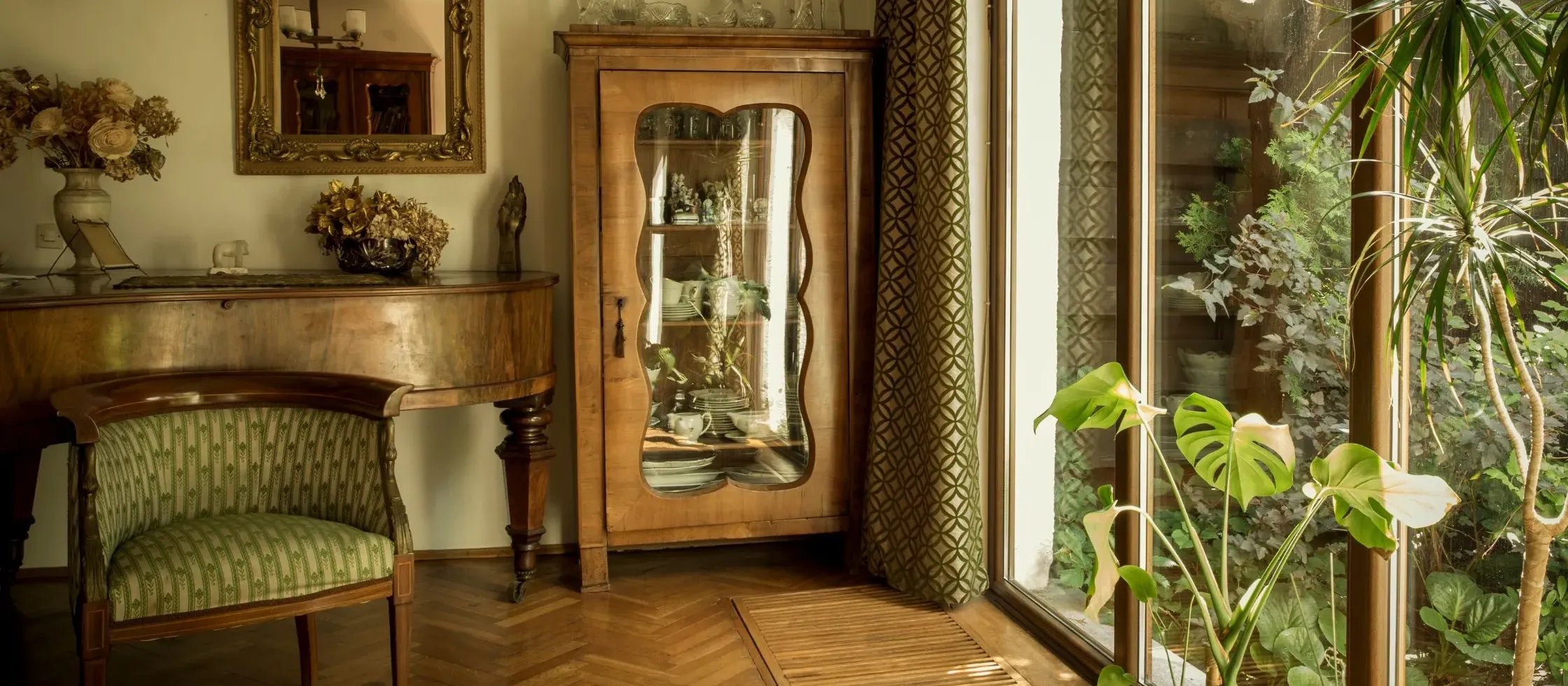 The Enduring Beauty of Vintage Designs: A Timeless Appeal - Vintage ...