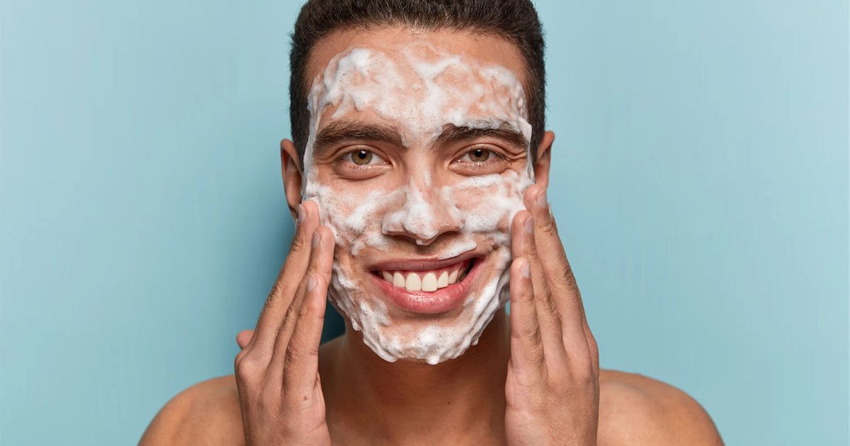 7 Best Men's Face Scrubs in India for Glowing Skin