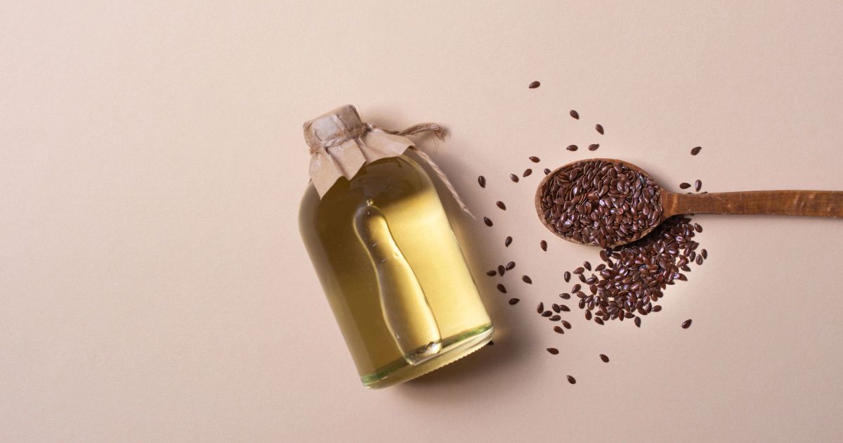 7 Amazing Flaxseed Gel Benefits for Luscious Hair