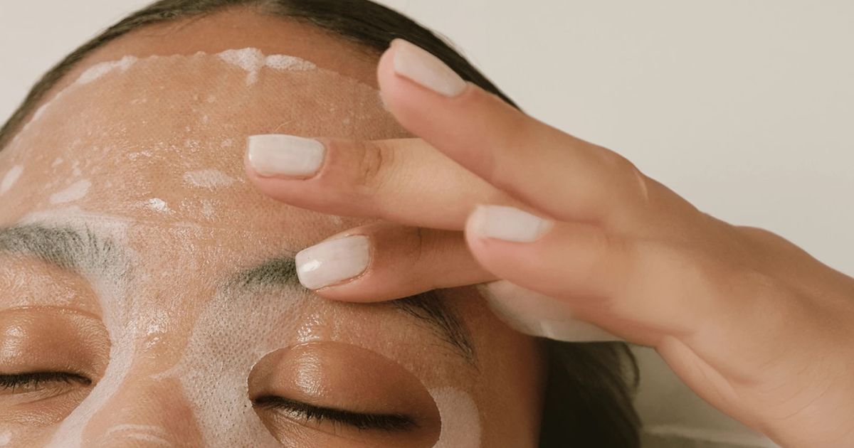 7 Best Hydrating Face Masks for Winter Skin