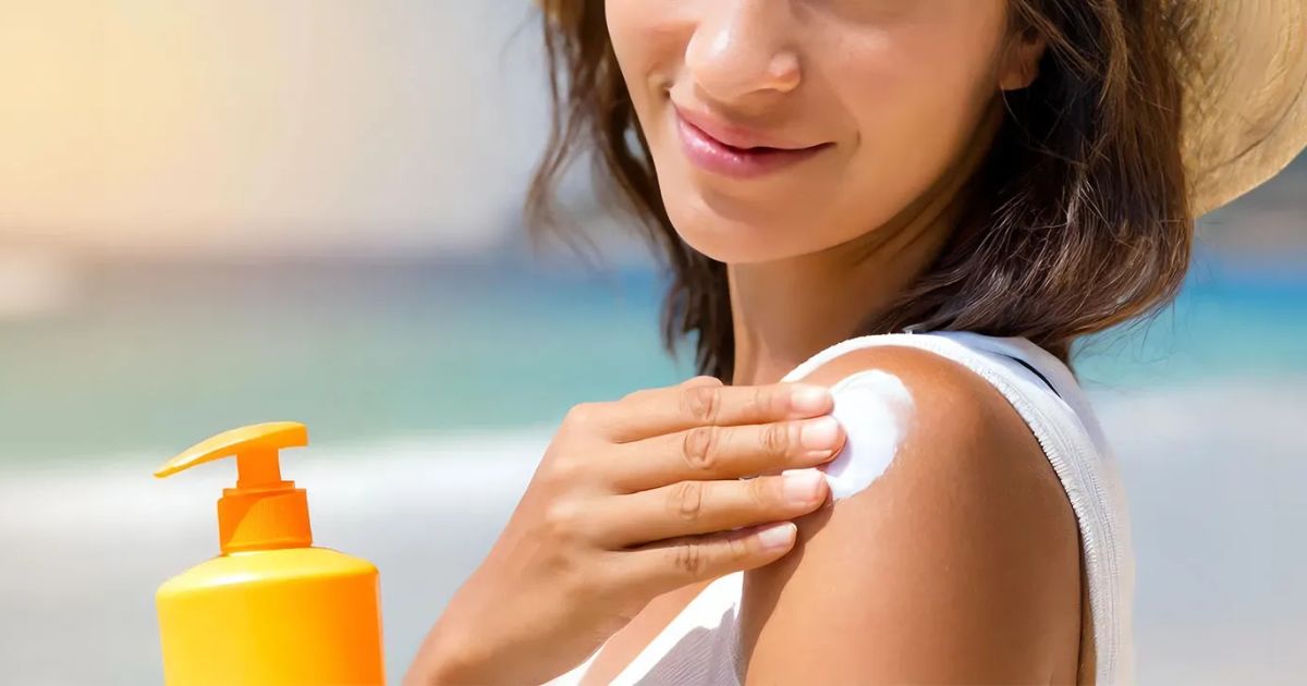 How to Combat Sweat & Shine in Humid Climates