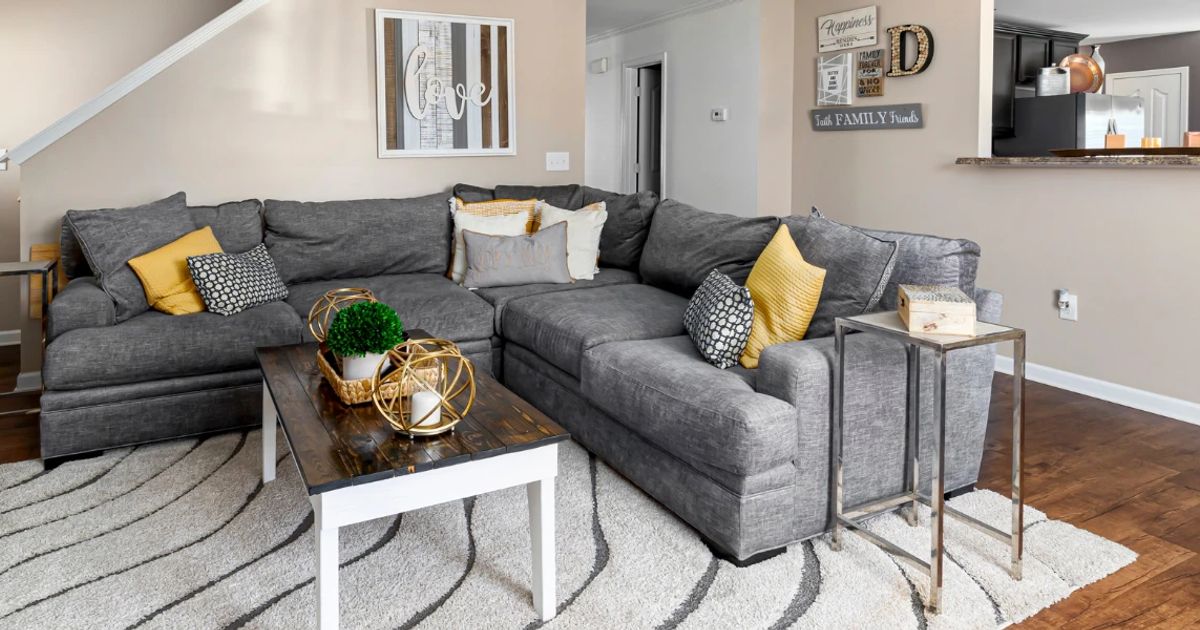 The Ultimate Guide to Decorating with L Size Sofas